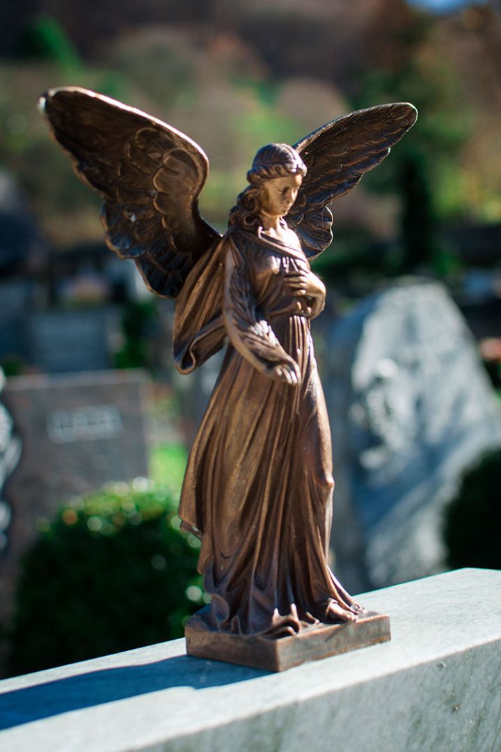 Statue - Reutter Steinmetz & Bildhauer Meisterbetrieb